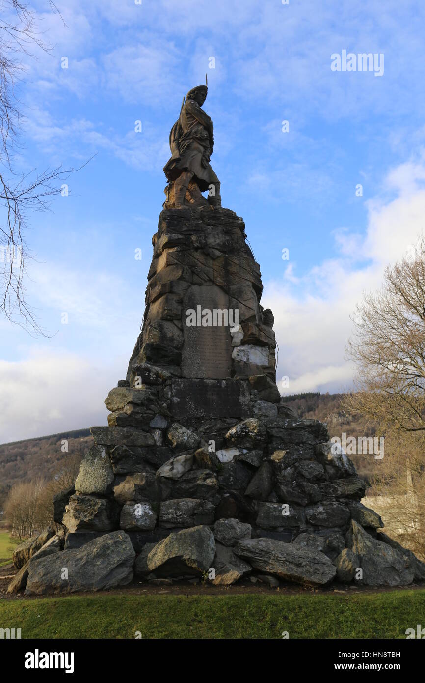 Black watch memorial aberfeldy hi-res stock photography and images - Alamy