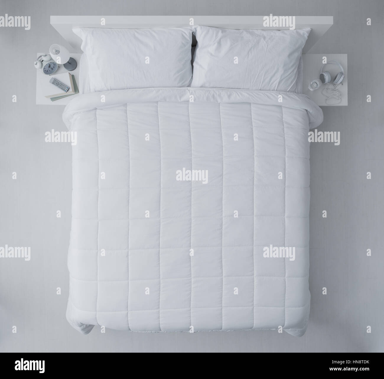 Duvet cover hi-res stock photography and images - Alamy