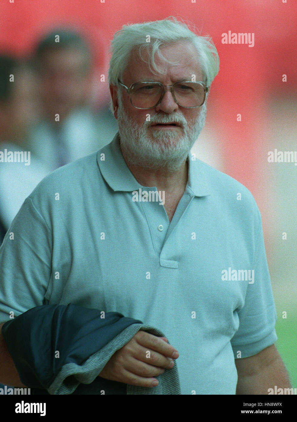 KEN BATES CHELSEA FC CHAIRMAN 01 August 1994 Stock Photo - Alamy