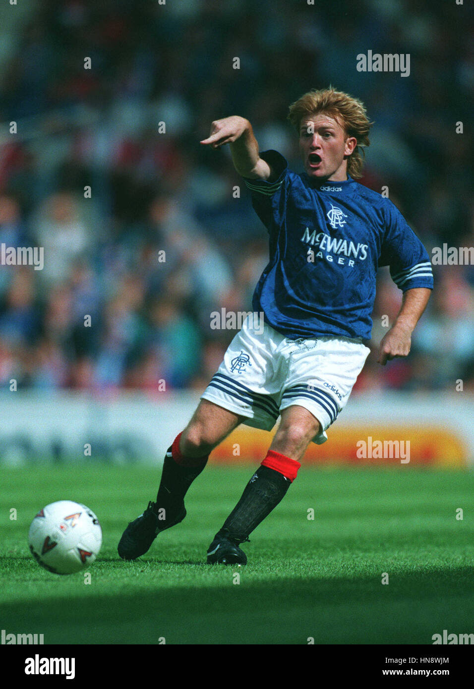 STUART MCCALL GLASGOW RANGERS FC 15 August 1994 Stock Photo - Alamy