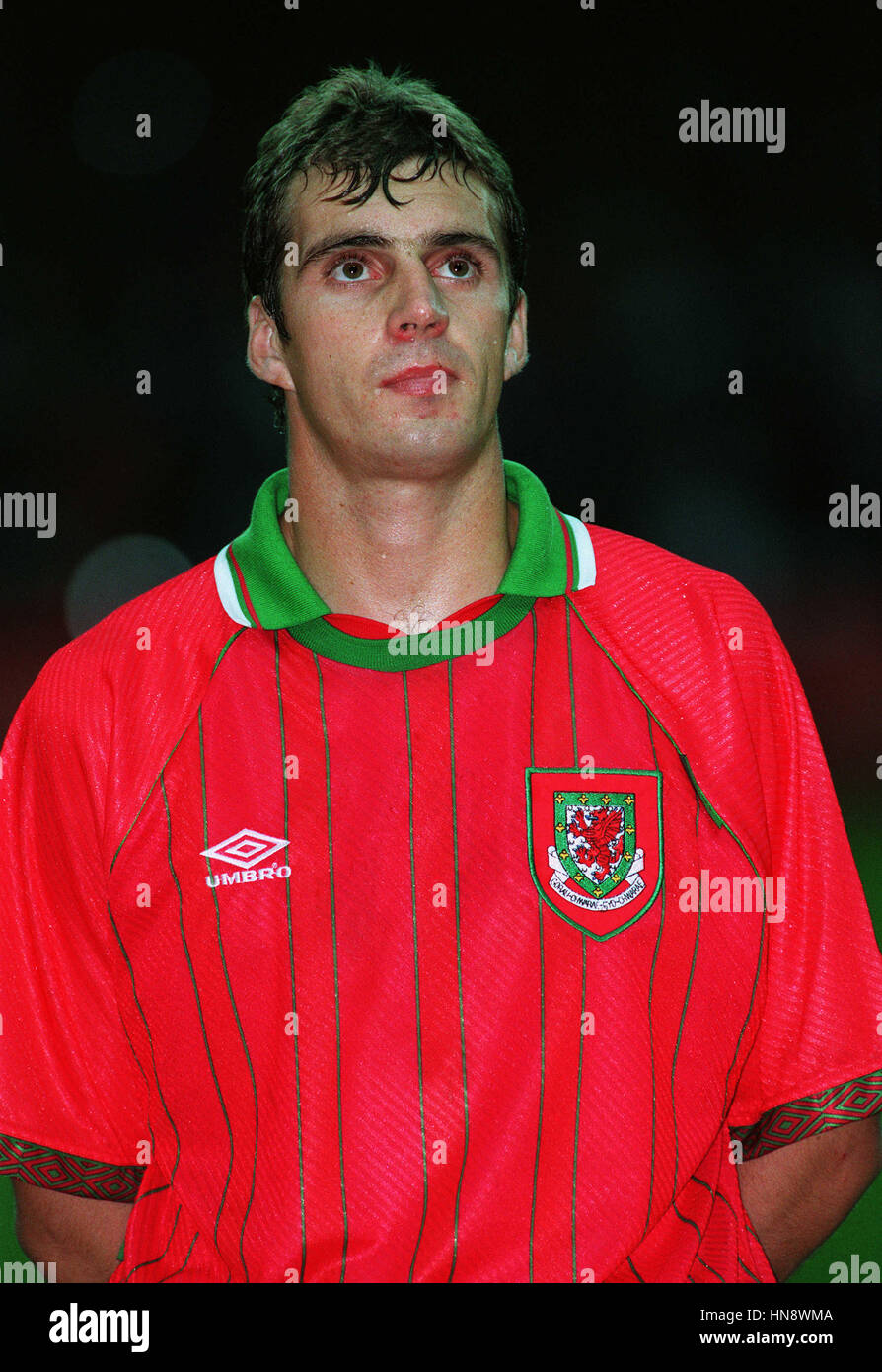 ANDREW MELVILLE WALES 13 September 1994 Stock Photo - Alamy