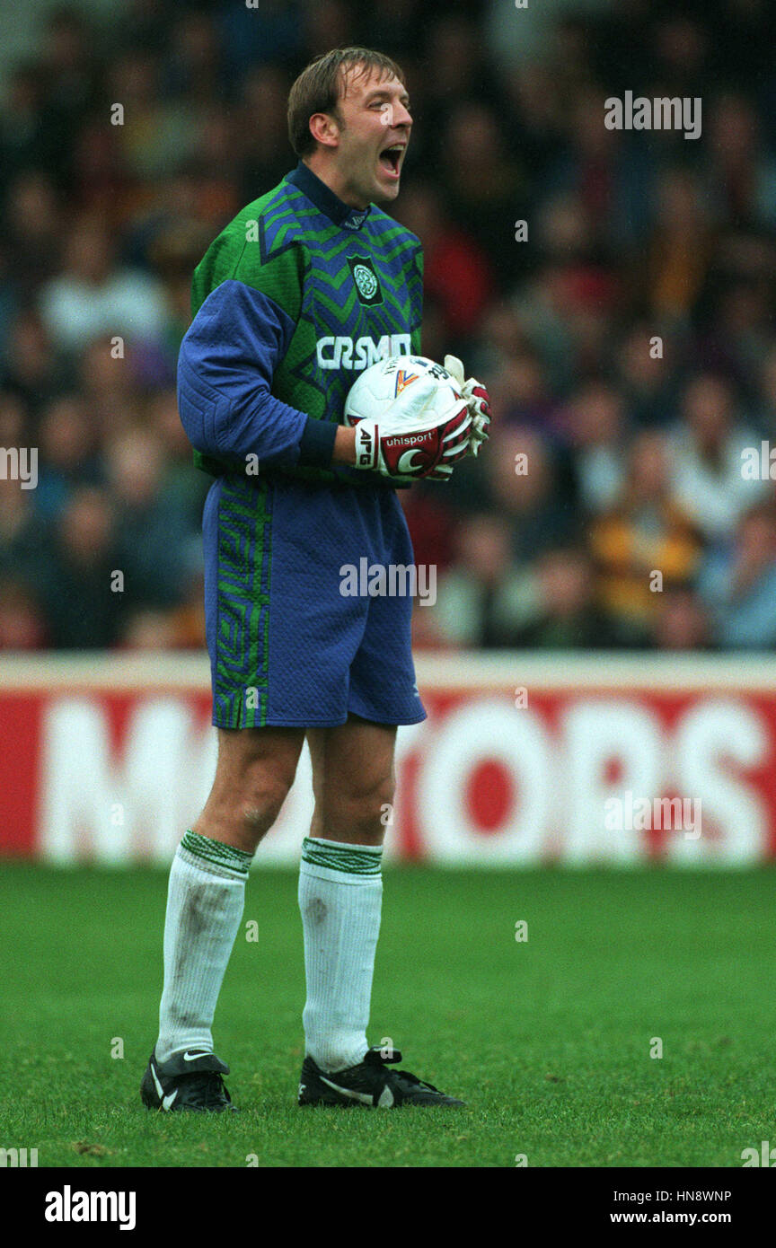 GORDON MARSHALL GLASGOW CELTIC FC 05 October 1994 Stock Photo - Alamy