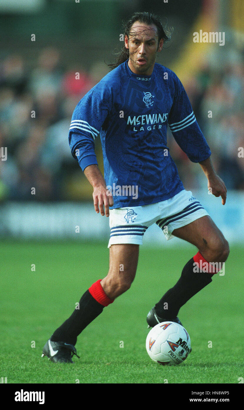MARK HATELEY GLASGOW RANGERS FC 20 October 1994 Stock Photo - Alamy