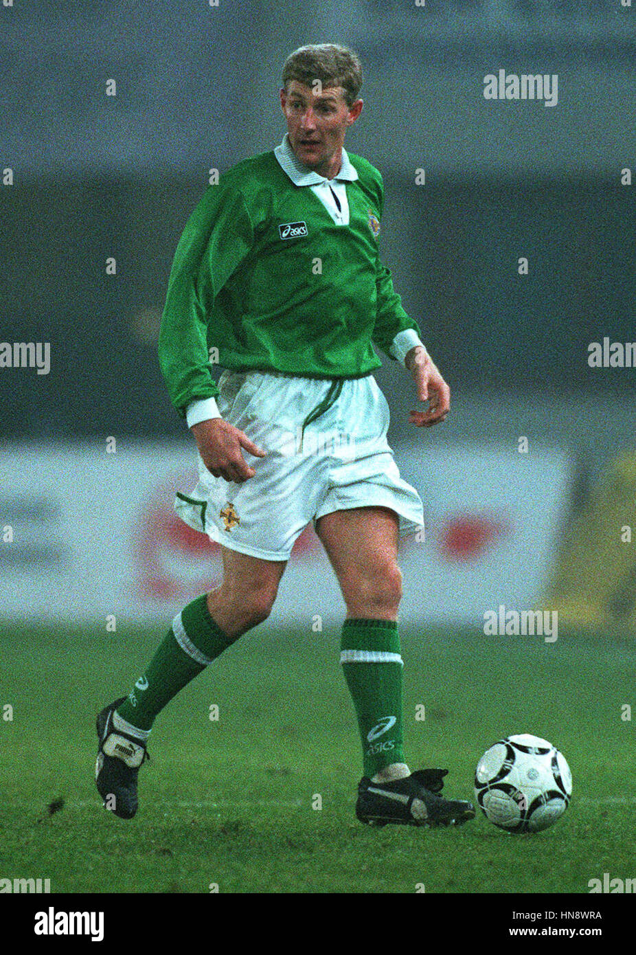 NIGEL WORTHINGTON NORTHERN IRELAND & LEEDS UTD 26 October 1994 Stock ...