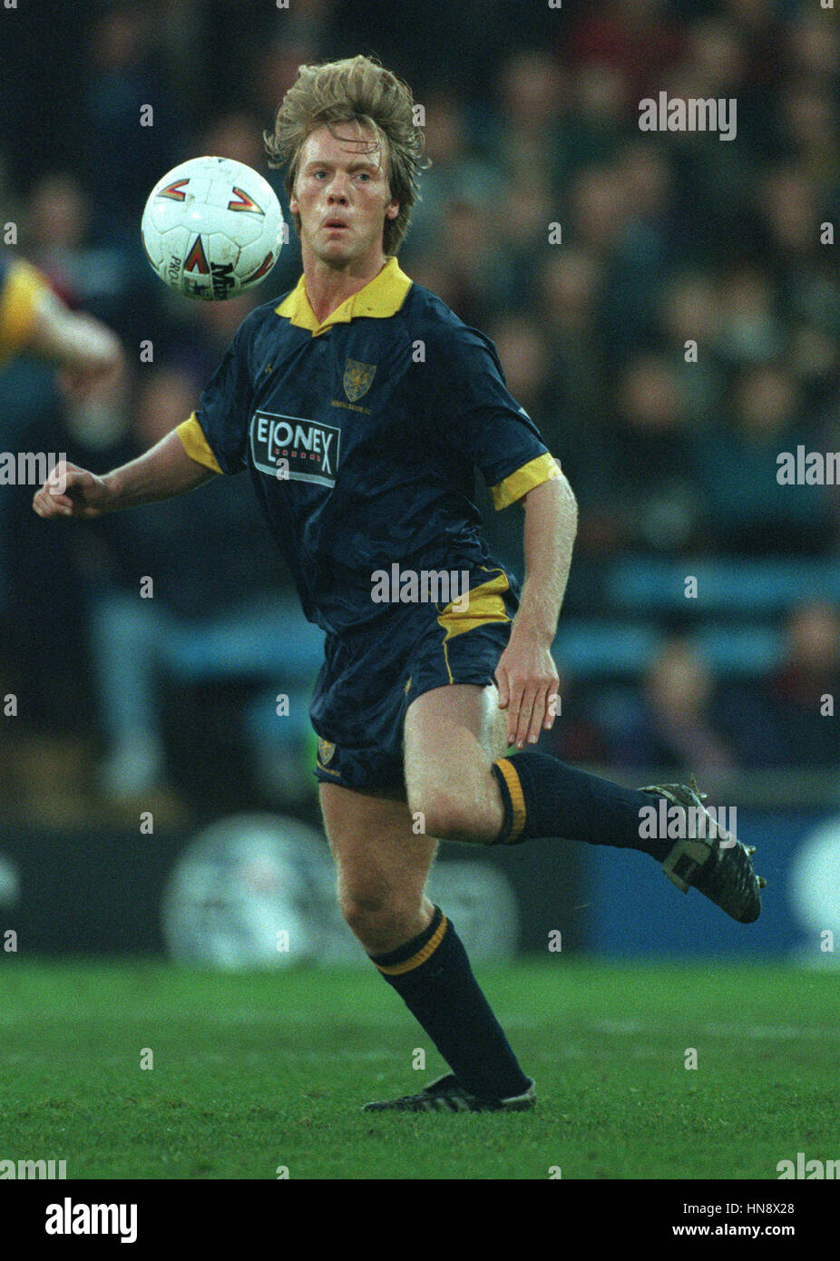 WARREN BARTON WIMBLEDON FC 08 December 1994 Stock Photo - Alamy
