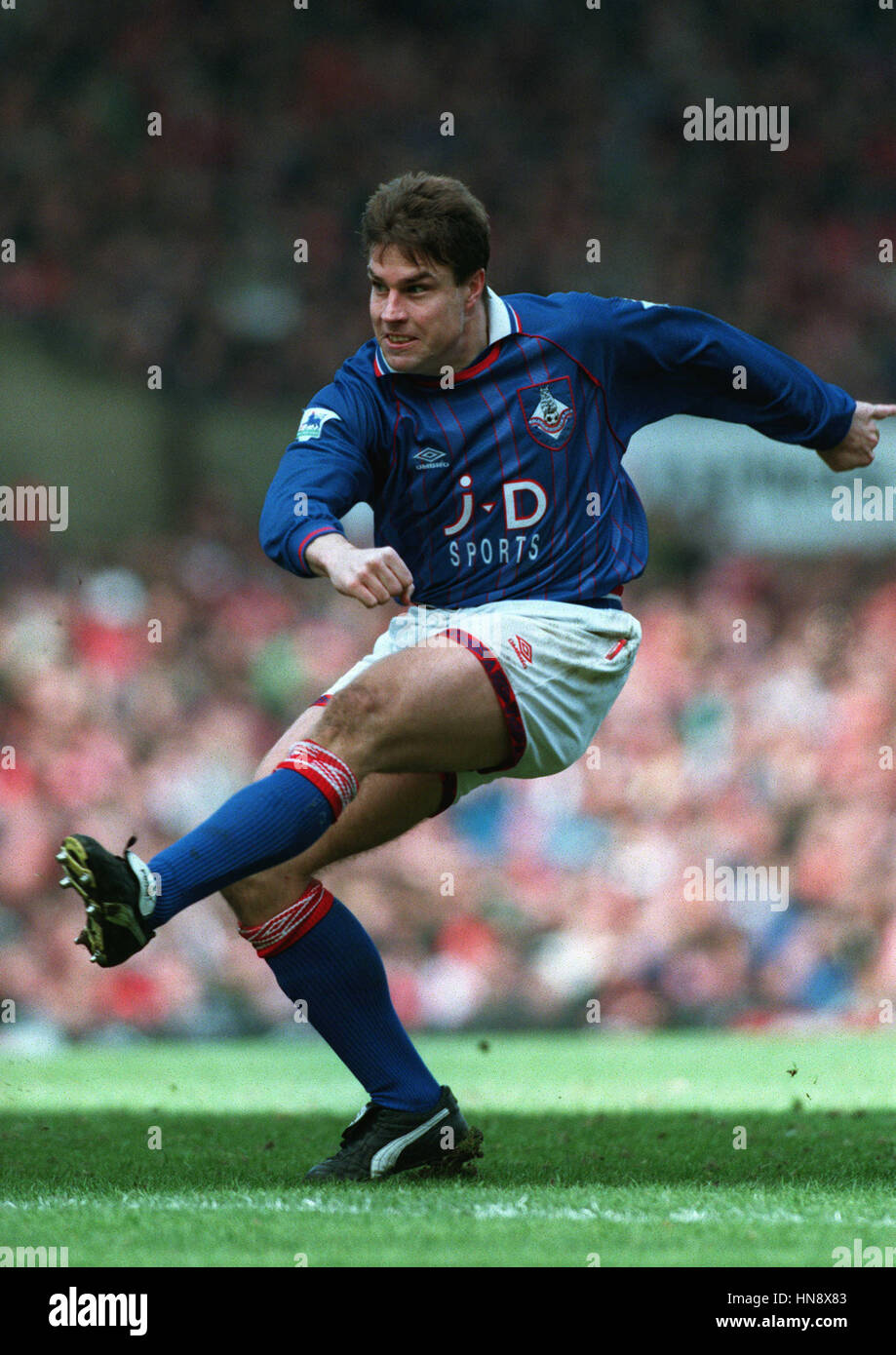 SEAN MCCARTHY OLDHAM ATHLETIC FC 05 April 1994 Stock Photo - Alamy