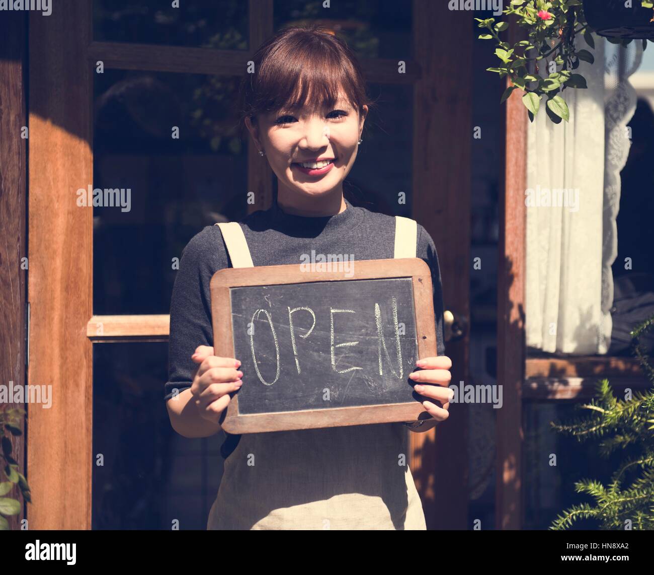 Business Cafe Entrance Message Restaurant Store Stock Photo - Alamy