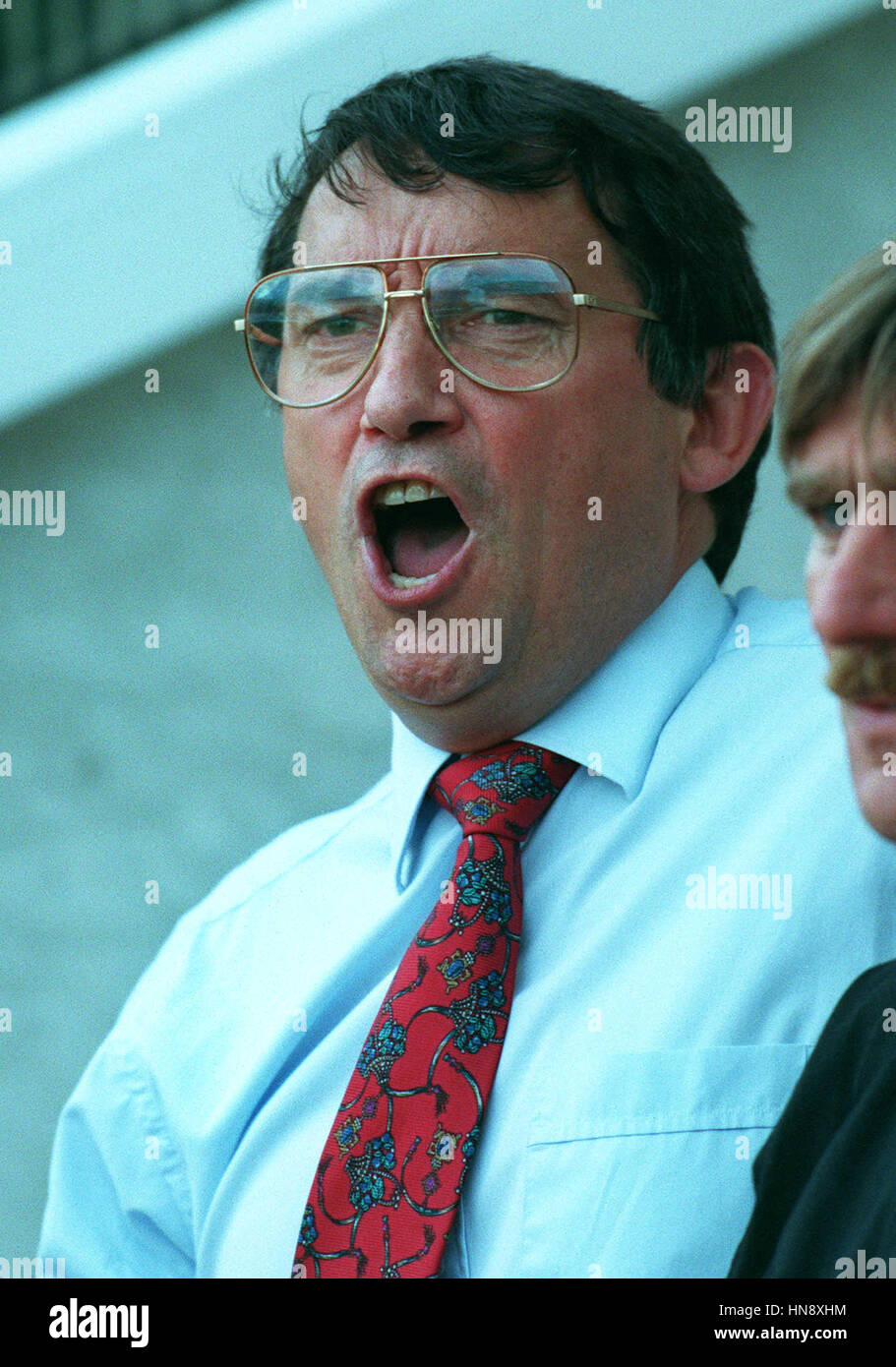GRAHAM TAYLOR WOLVERHAMPTON FC MANAGER 23 August 1994 Stock Photo - Alamy