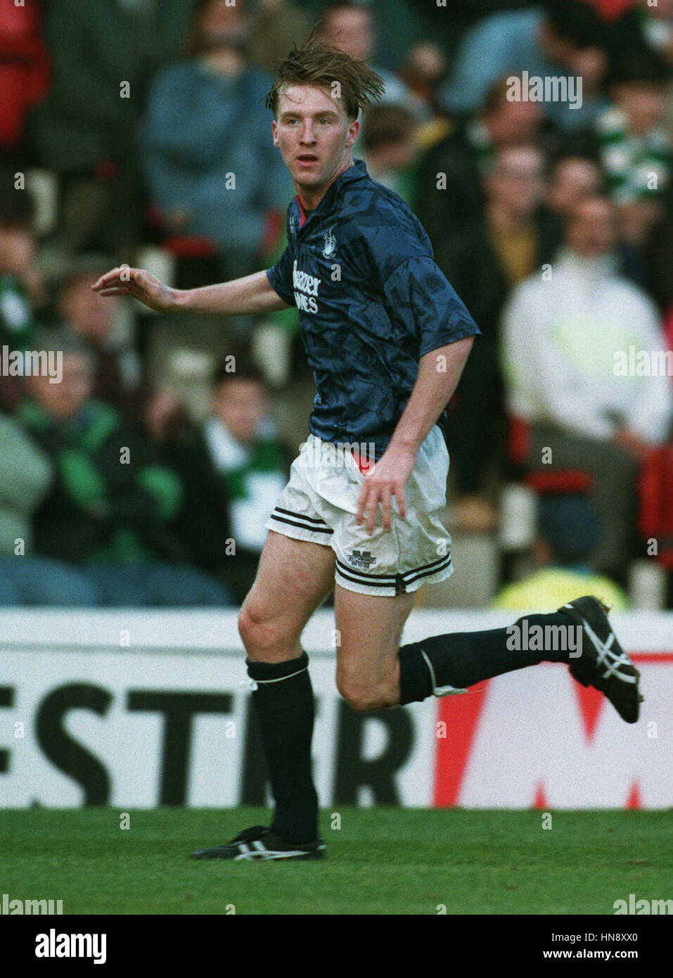 COLIN CRAMB FALKIRK FC 24 October 1994 Stock Photo - Alamy