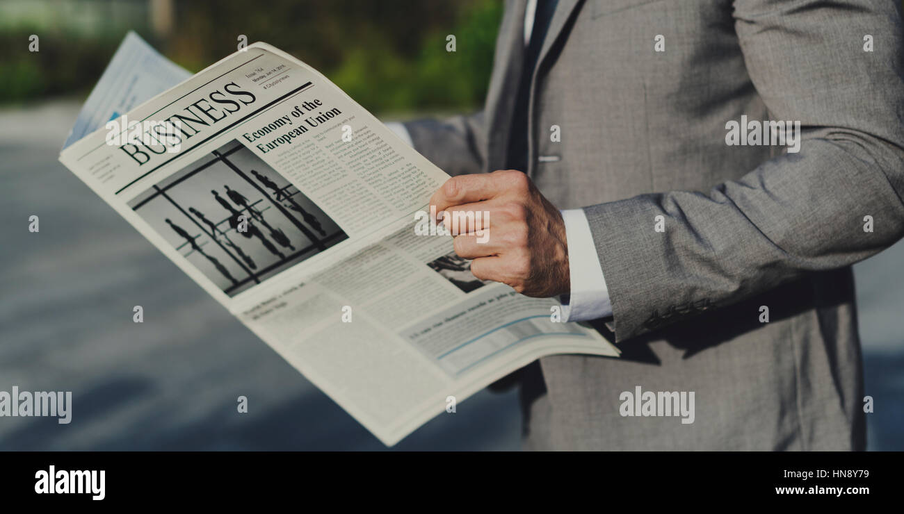 Hold newspaper hi-res stock photography and images - Alamy