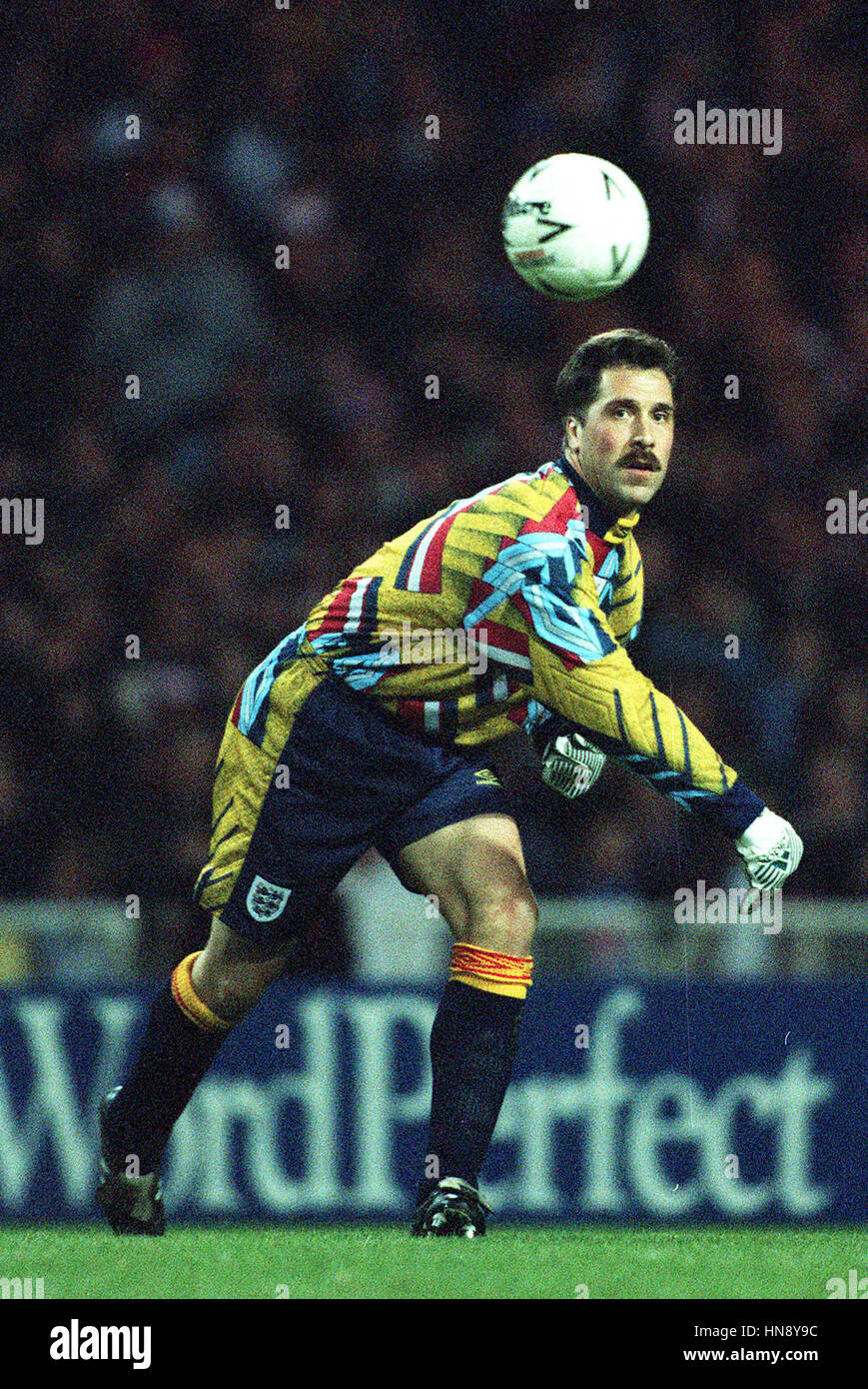 David seaman 1994 hi-res stock photography and images - Alamy