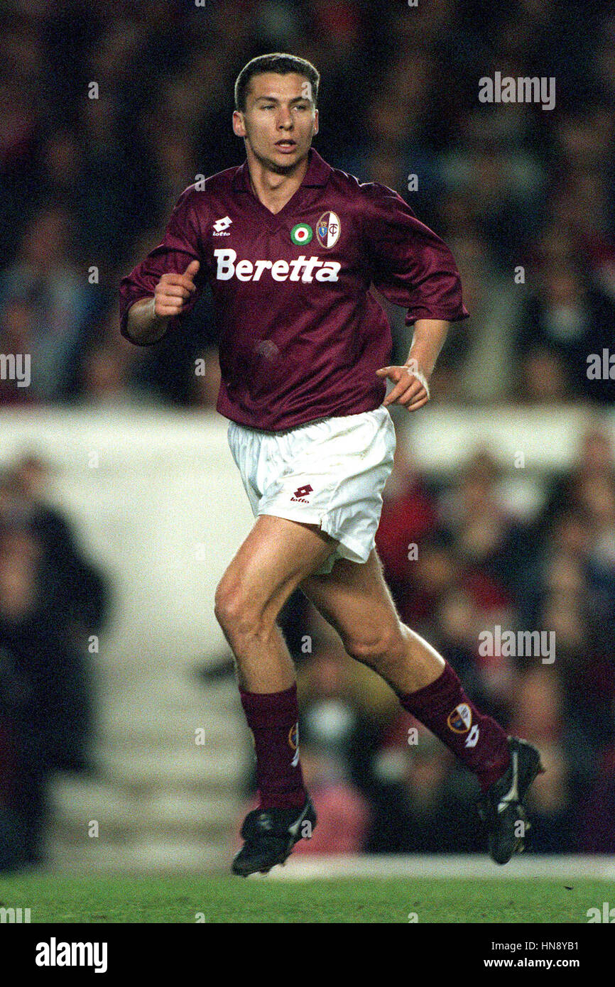 Cois hi-res stock photography and images - Alamy