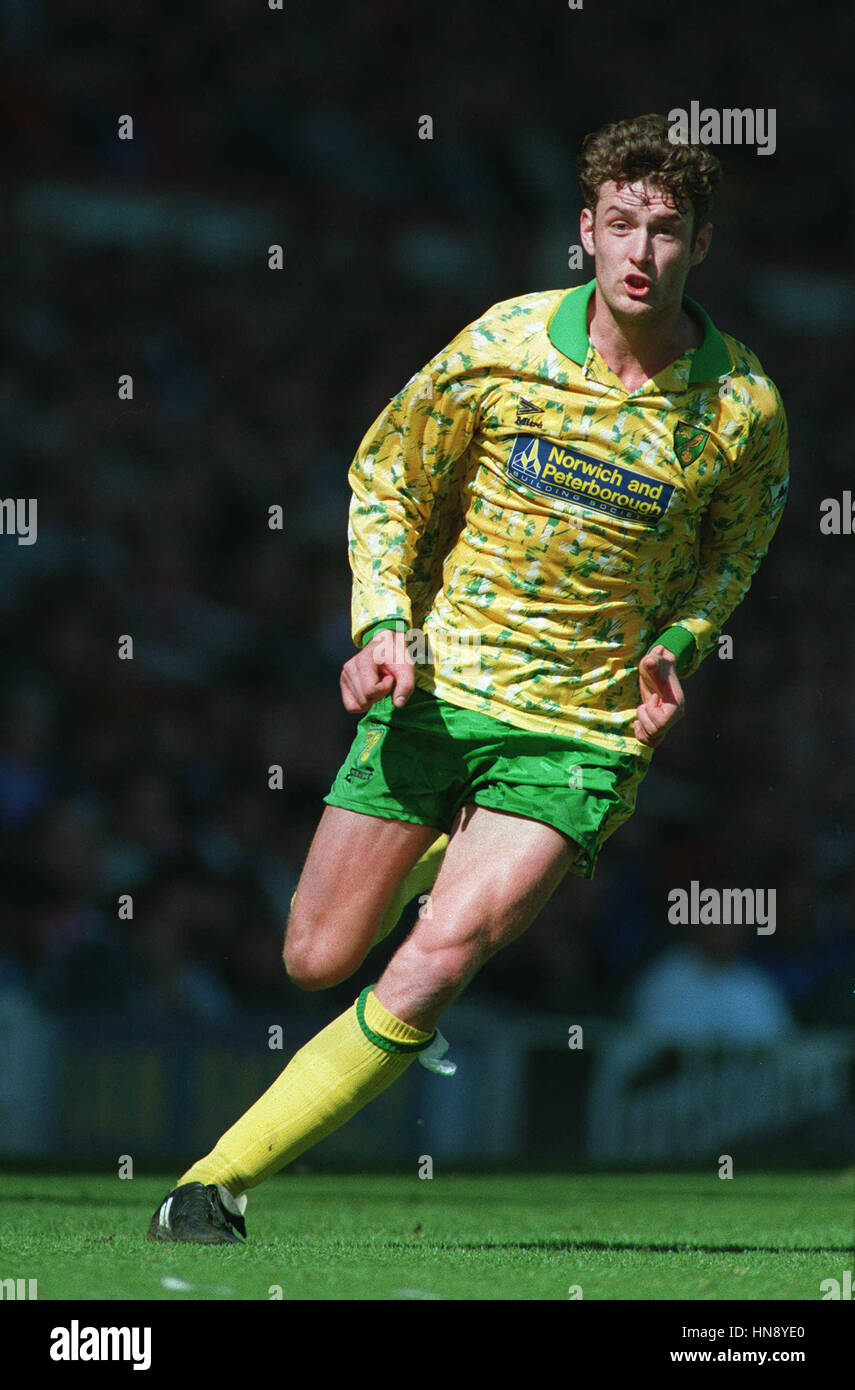 Chris sutton norwich hi-res stock photography and images - Alamy