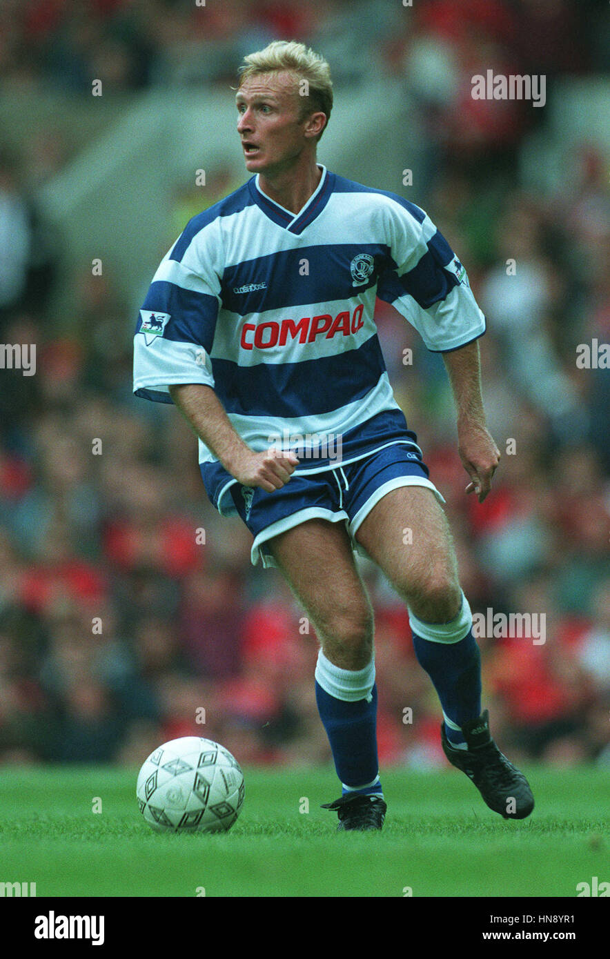 STEVE YATES QUEENS PARK RANGERS FC 22 August 1994 Stock Photo - Alamy