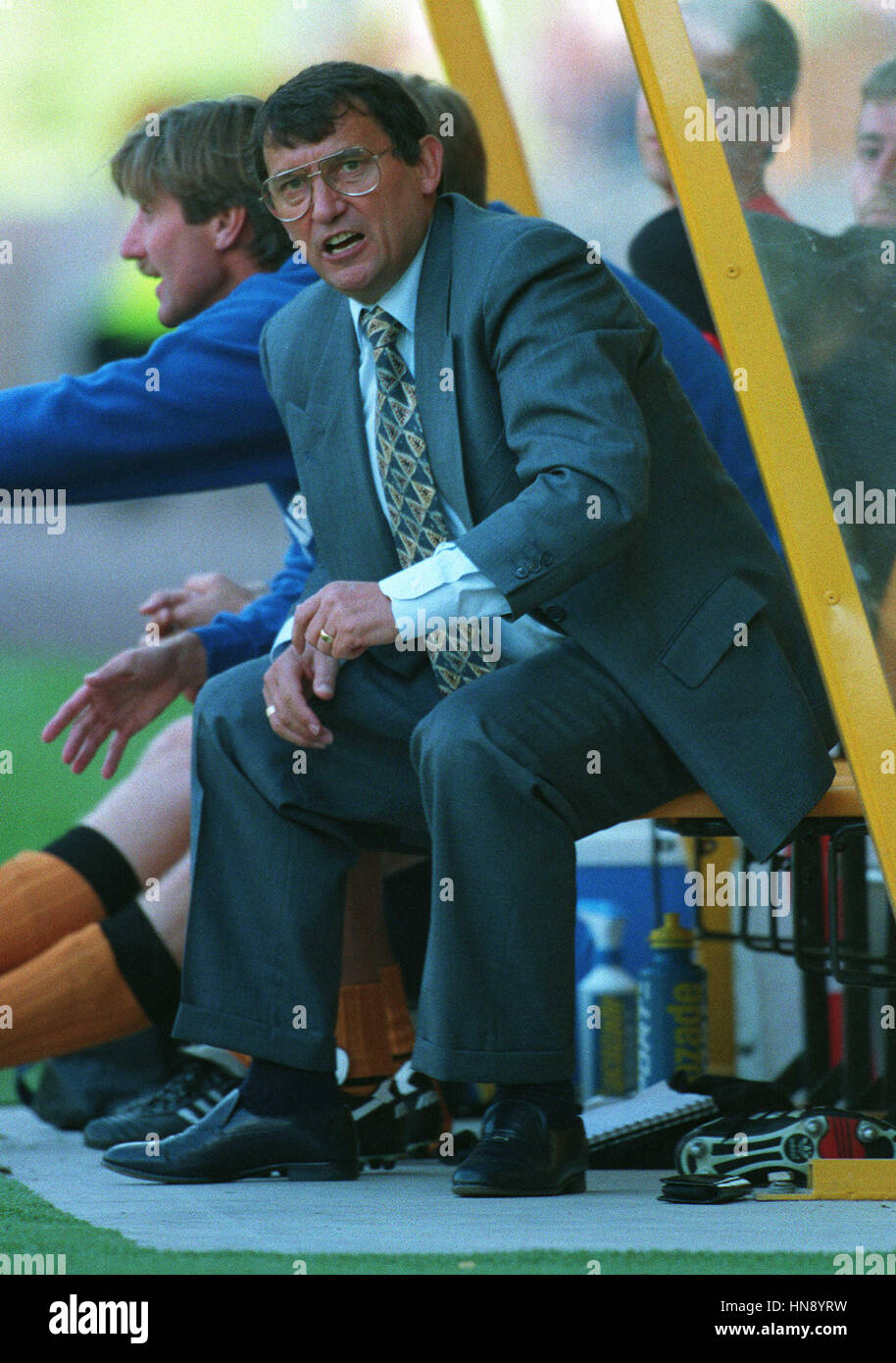 GRAHAM TAYLOR WOLVERHAMPTON FC MANAGER 24 August 1994 Stock Photo - Alamy