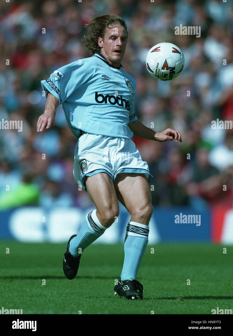 PAUL WALSH MANCHESTER CITY FC 30 August 1994 Stock Photo - Alamy