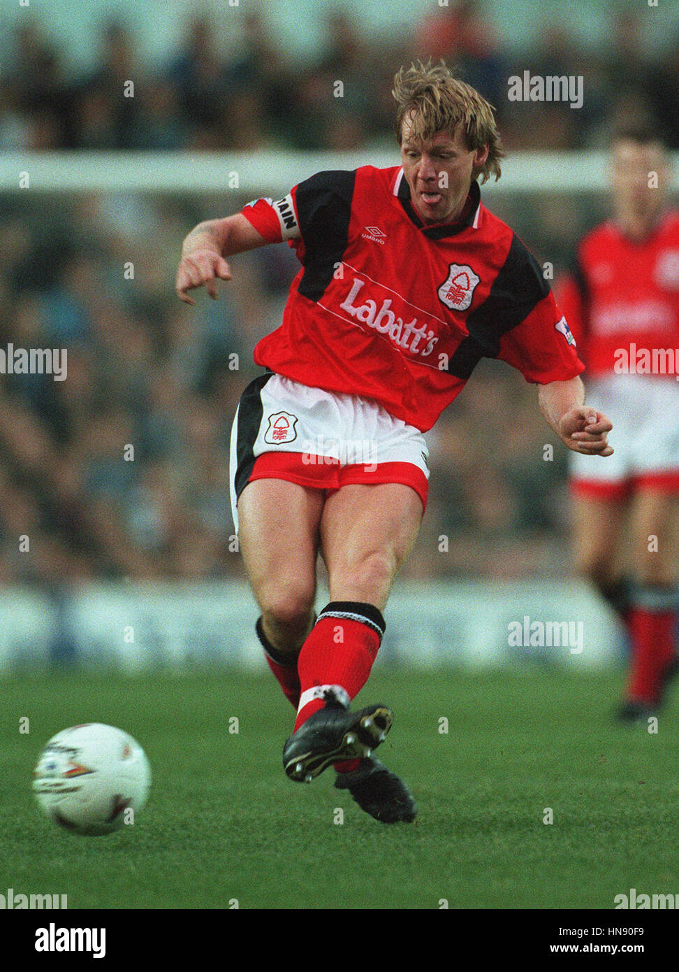 Stuart pearce nottingham forest fc hi-res stock photography and images ...
