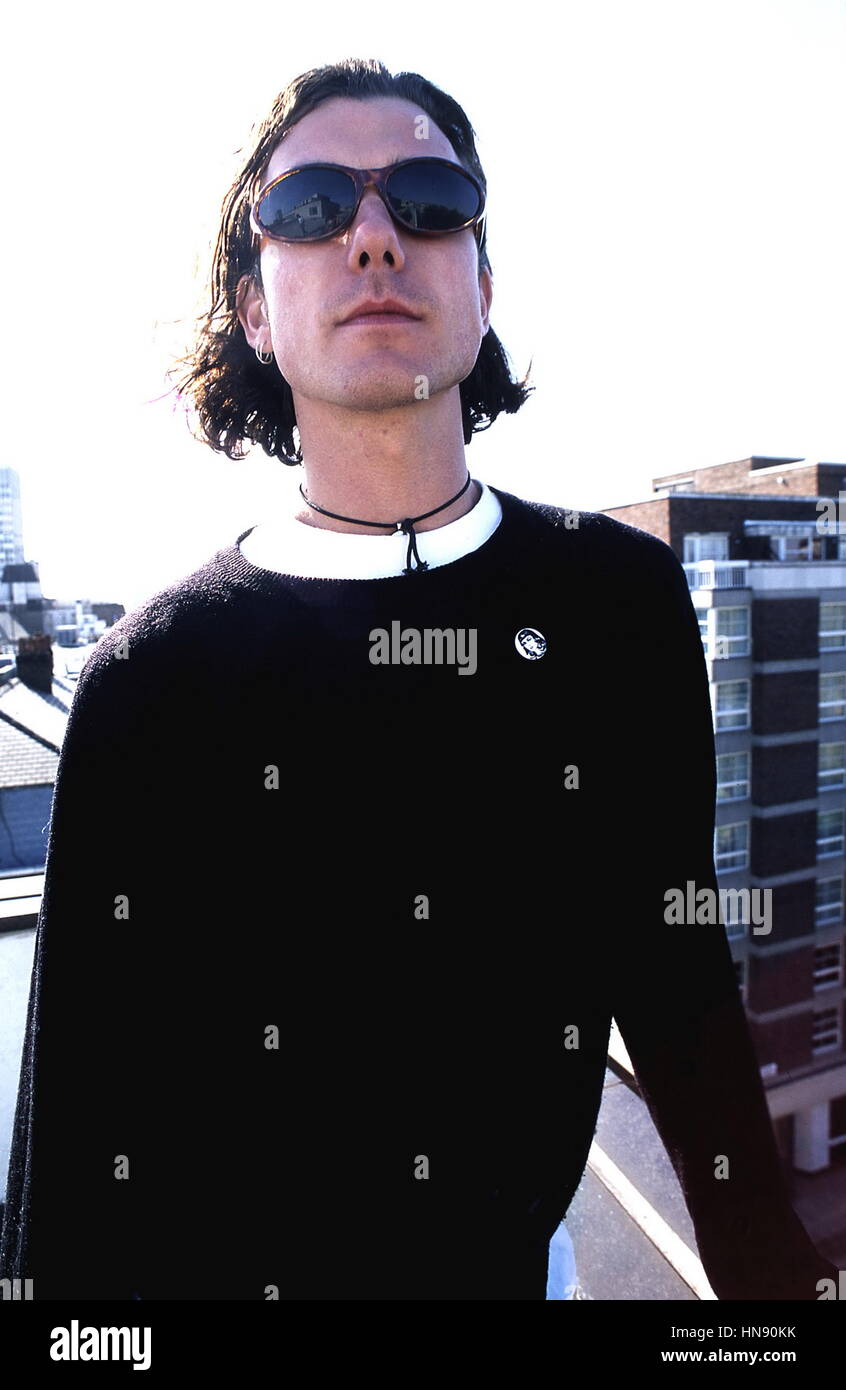 Gavin rossdale bush 1995 hi-res stock photography and images - Alamy