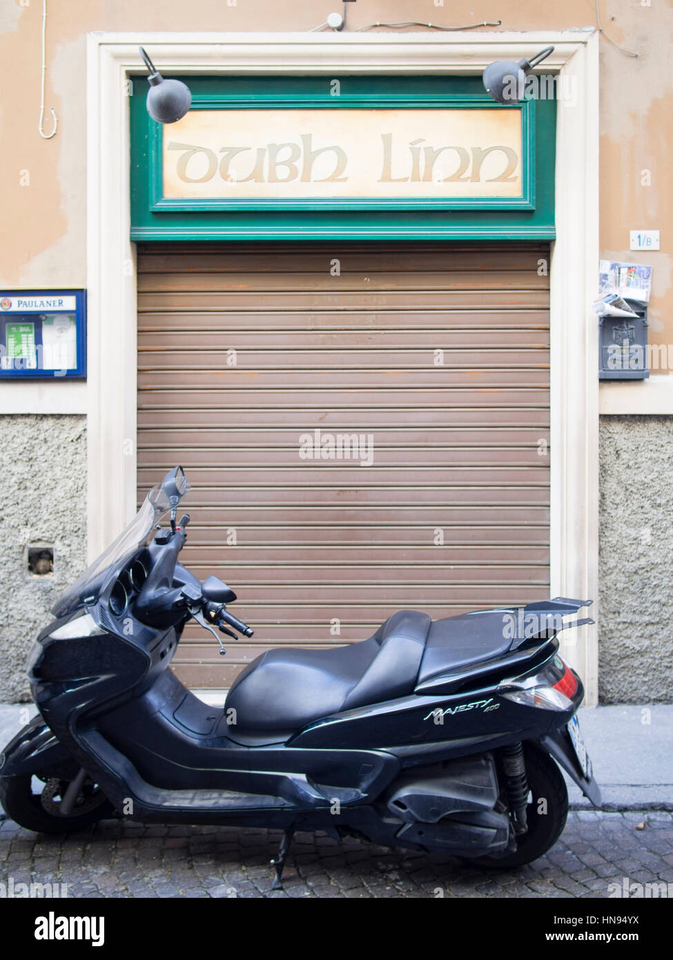 Dublin pub in Parma, Italy Stock Photo - Alamy