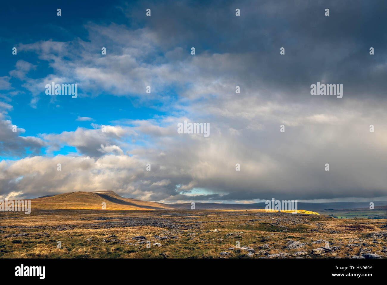 From the top off the hill hi-res stock photography and images - Alamy