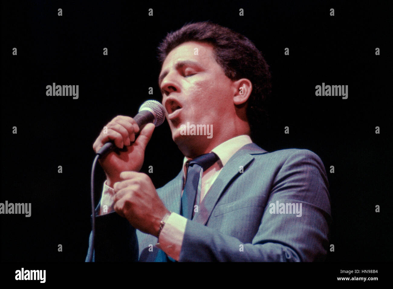 Laud player with Celina González' band 1989 in Brighton Stock Photo - Alamy