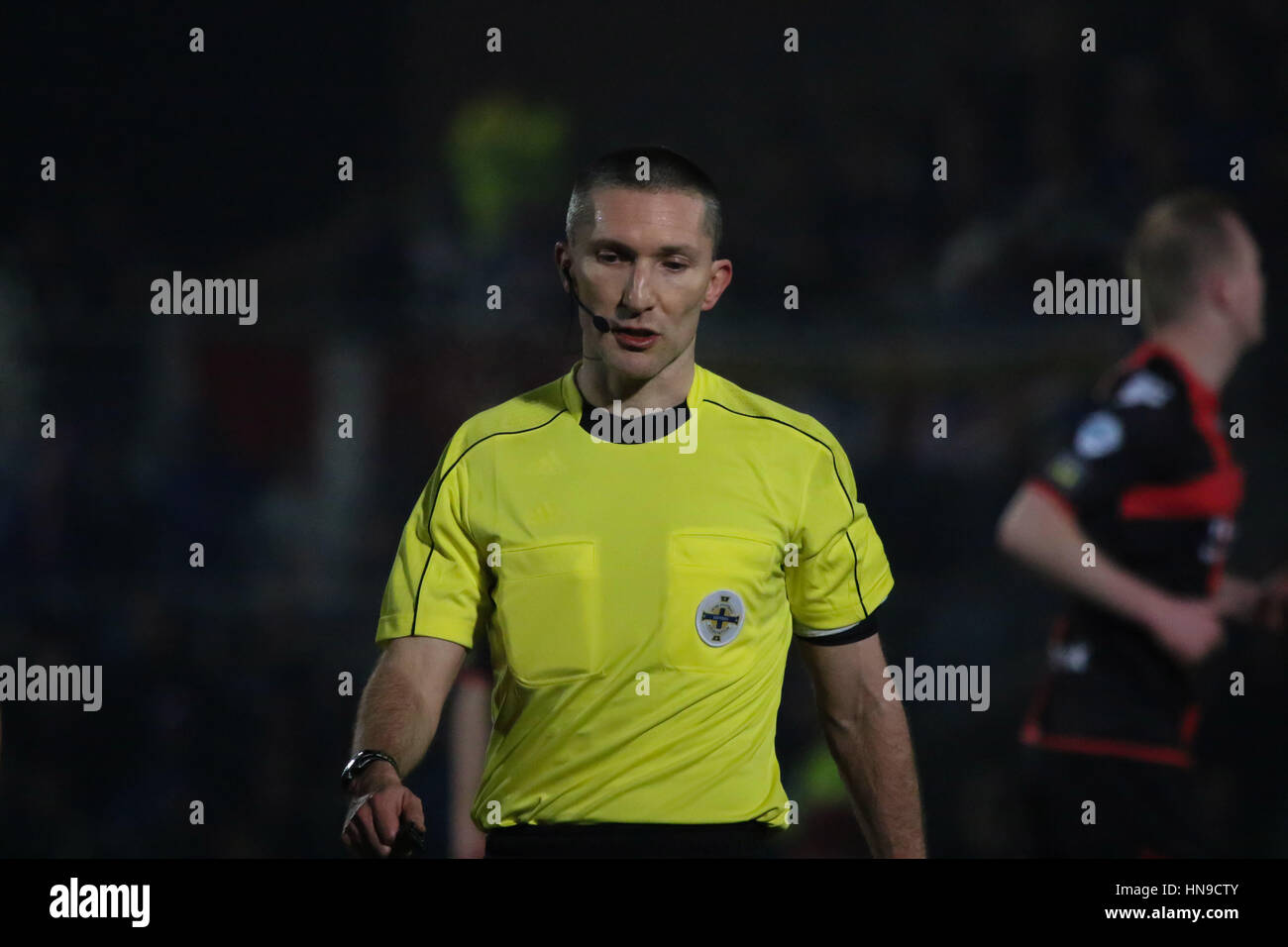Ifa referee mervyn smyth hi-res stock photography and images - Alamy