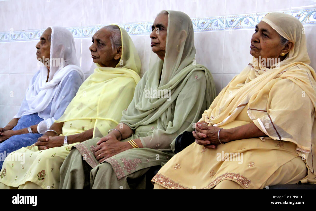 Sikh women hi-res stock photography and images - Alamy