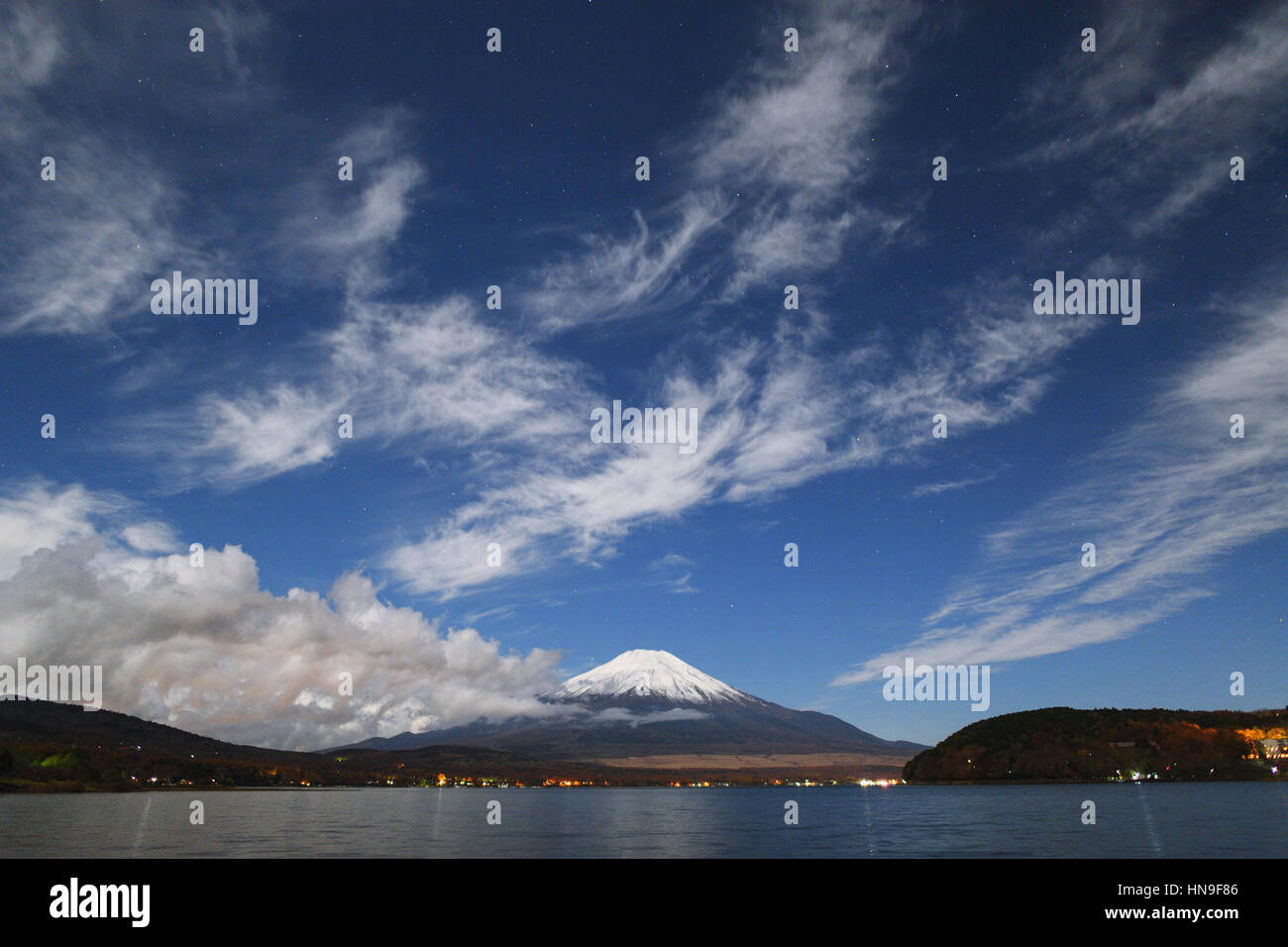Night view mount fuji hi-res stock photography and images - Alamy