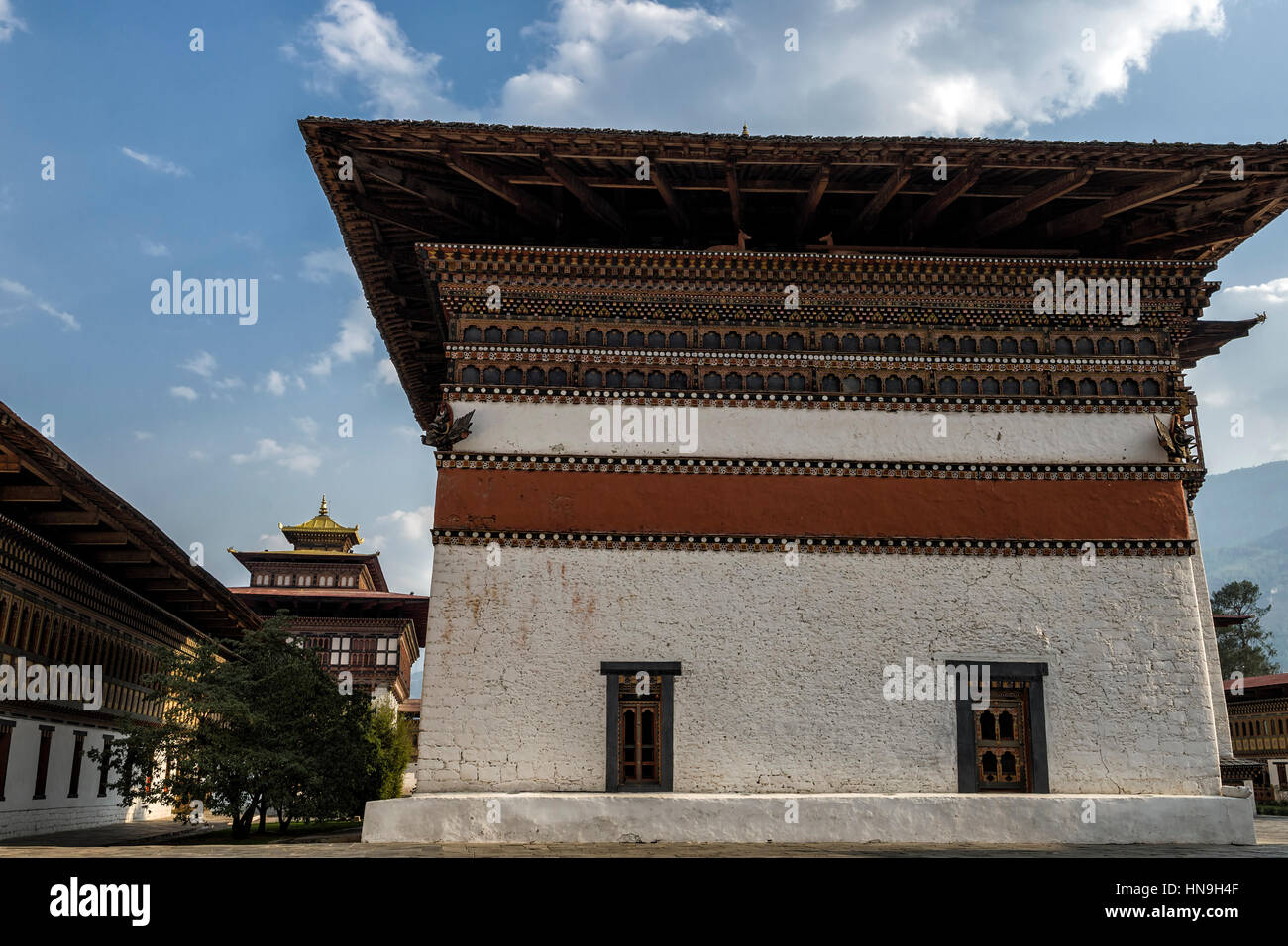 Tashichho Dzong, Thimphu, Bhutan - the most respectful Dzong in Thimphu ...