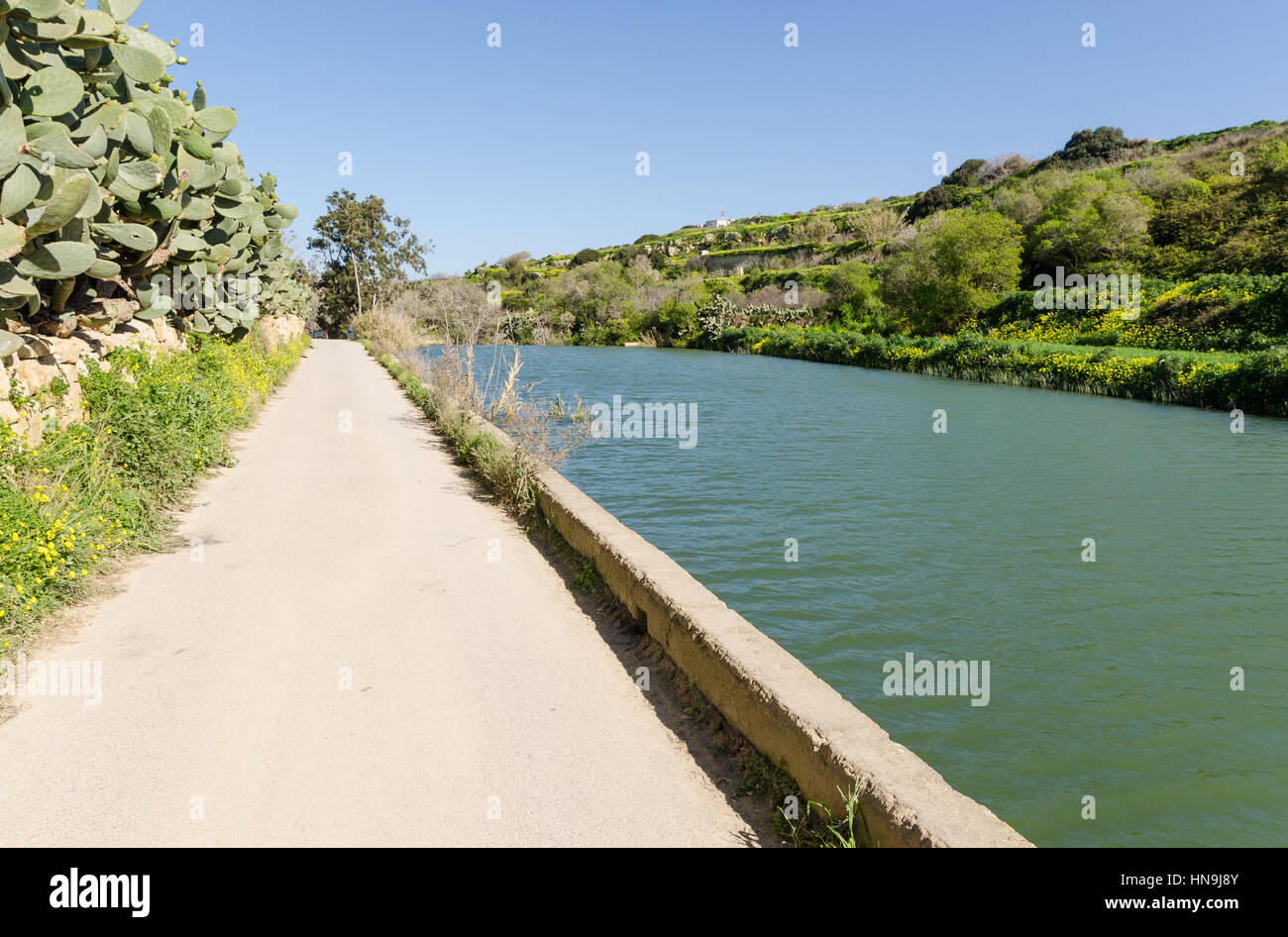 Chadwick Lakes in Winter Stock Photo - Alamy