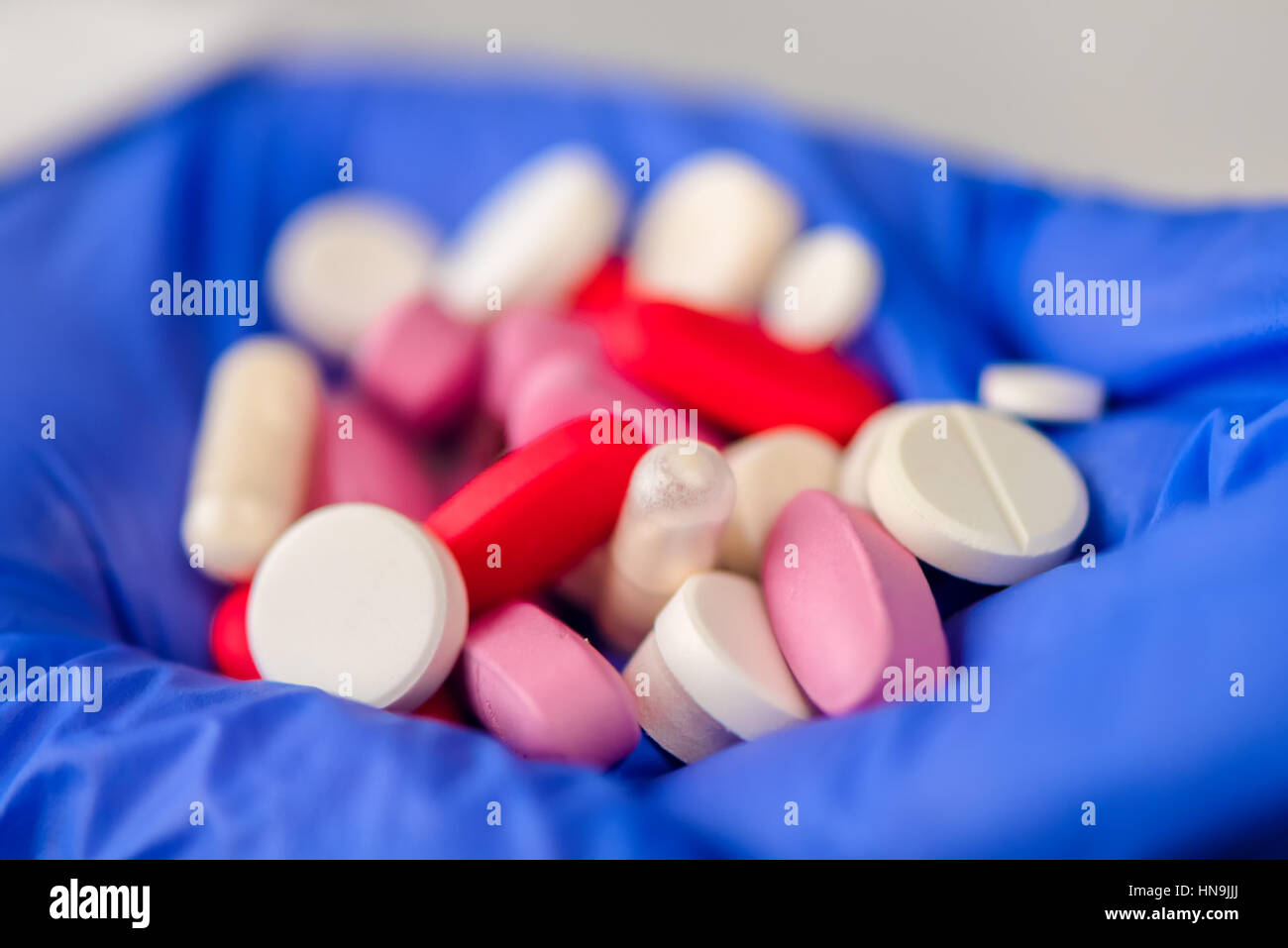 Doctor prescribing antibiotics hi-res stock photography and images - Alamy