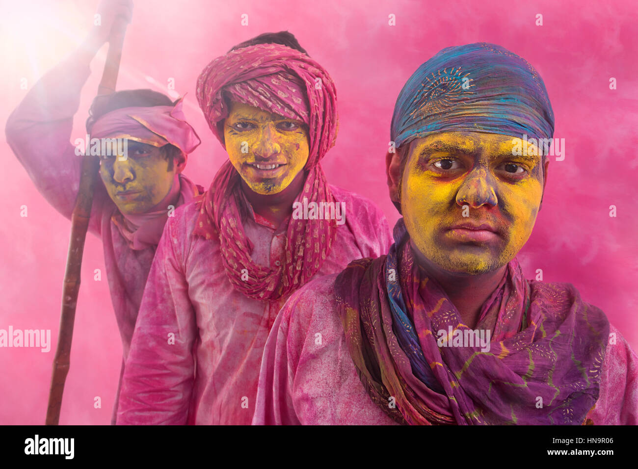 Portrait indian men playing holi hi-res stock photography and images ...