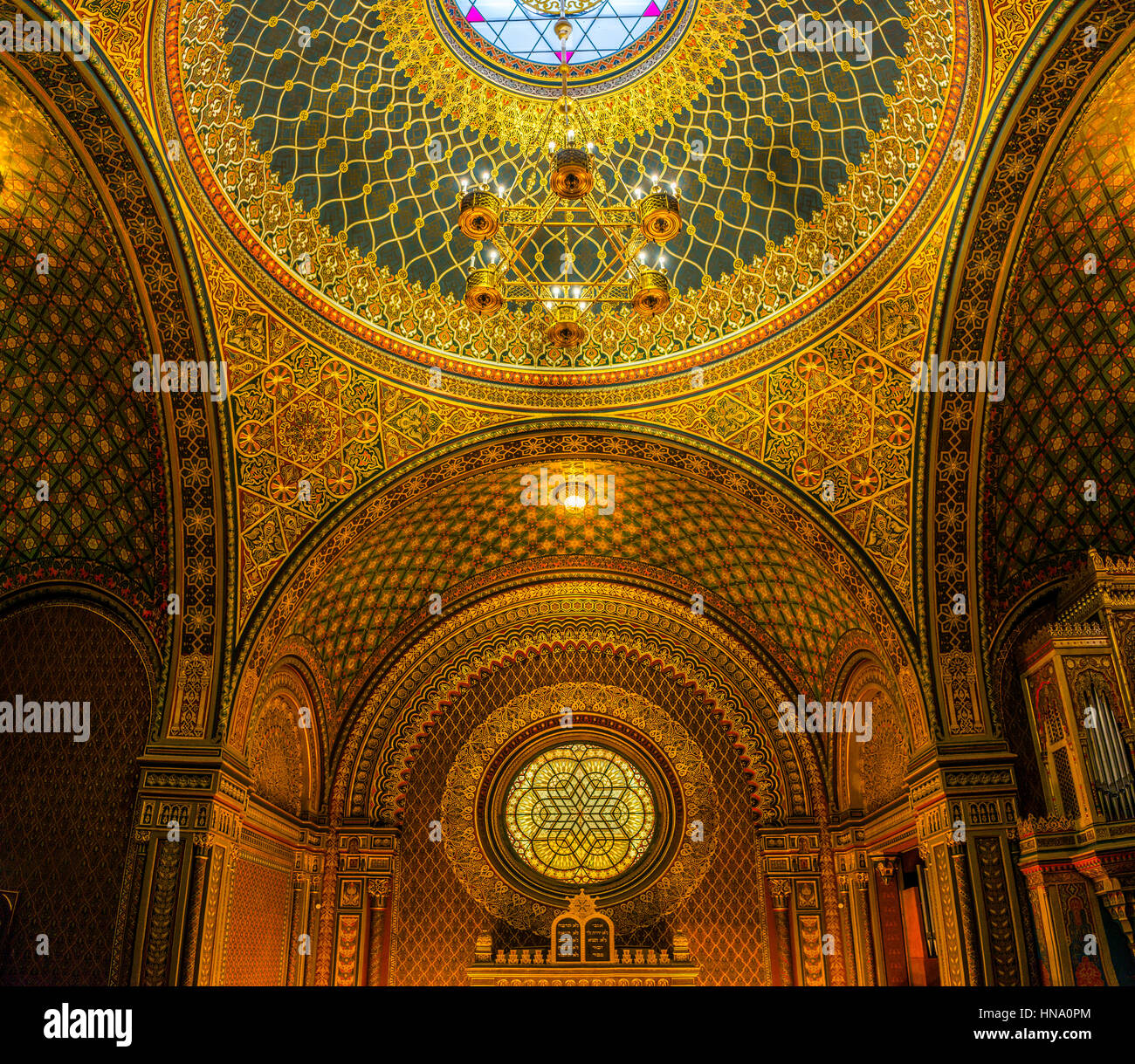 Spanish Synagogue, interior shot, Josefov, Jewish Quarter, Prague ...