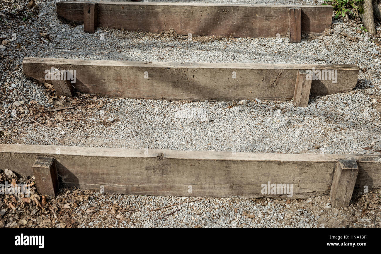 Makeshift stairs hi-res stock photography and images - Alamy