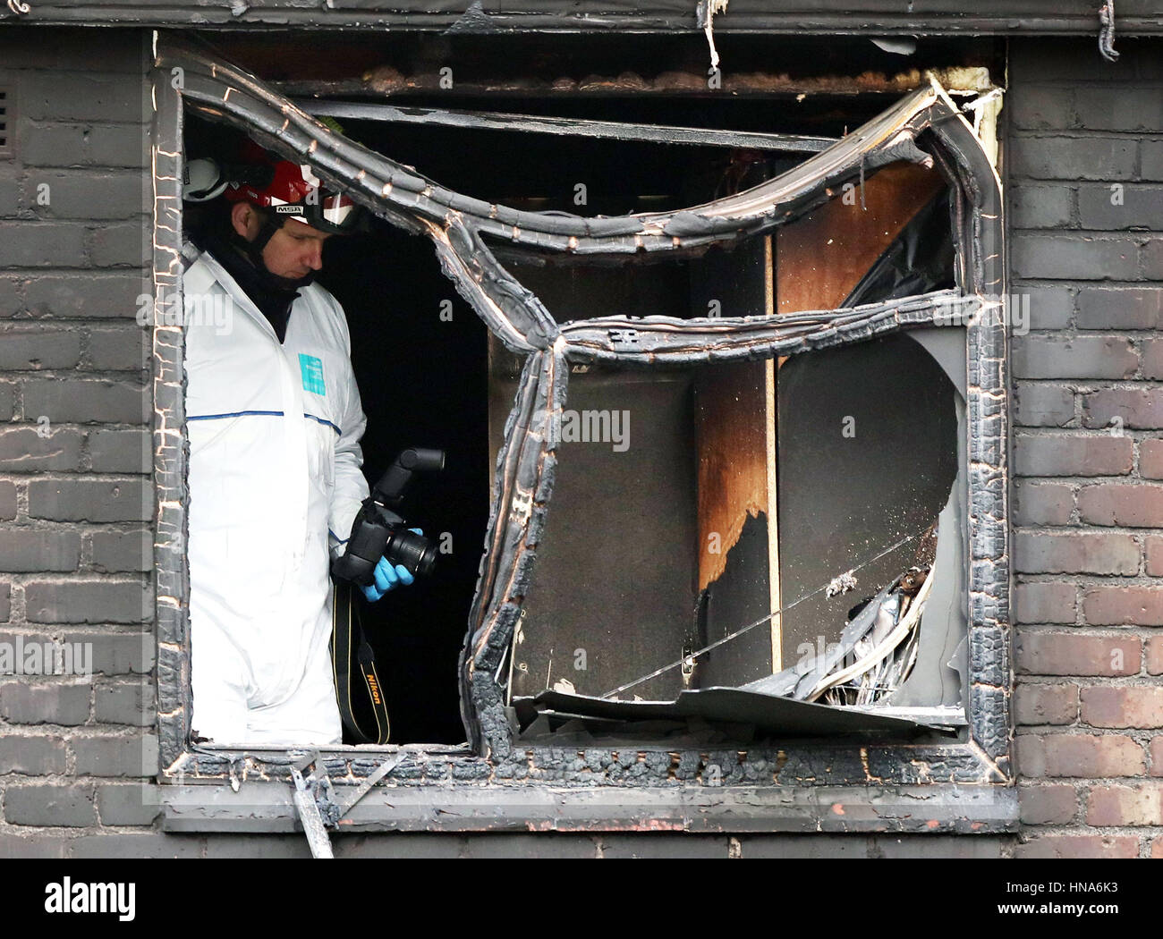 Forensics scene house fire hi-res stock photography and images - Alamy