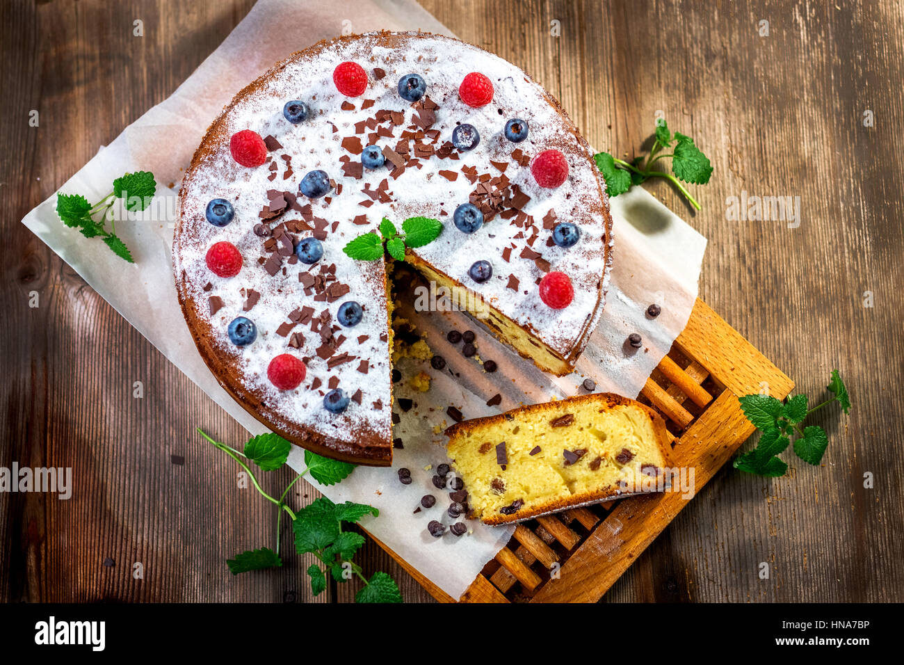 Raisin cakes hi-res stock photography and images - Alamy