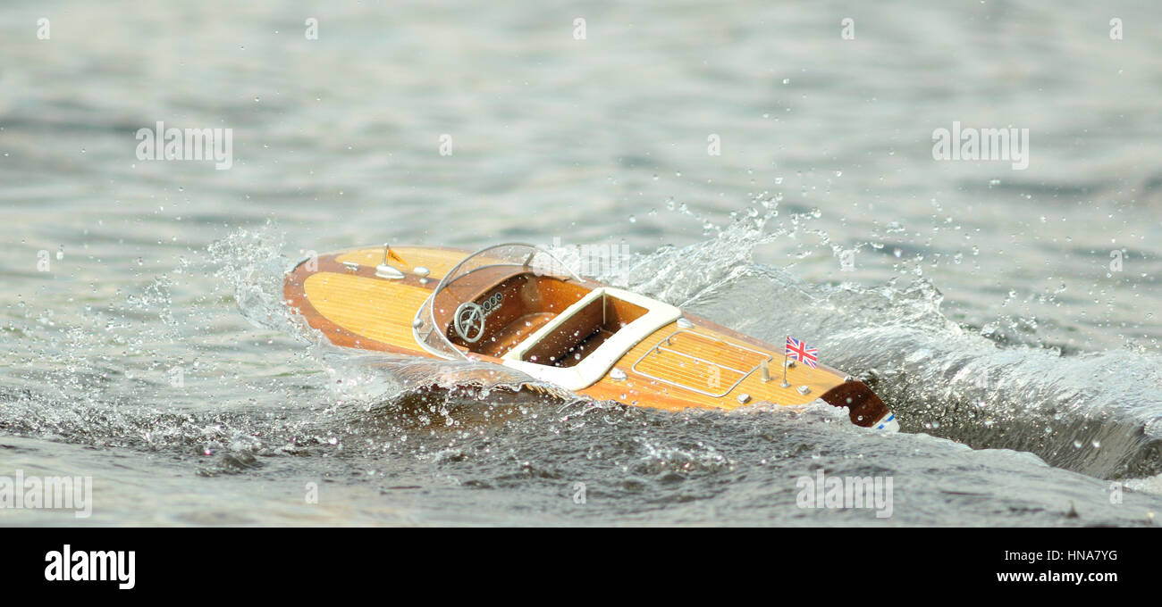 Bowrider boat hi-res stock photography and images - Alamy