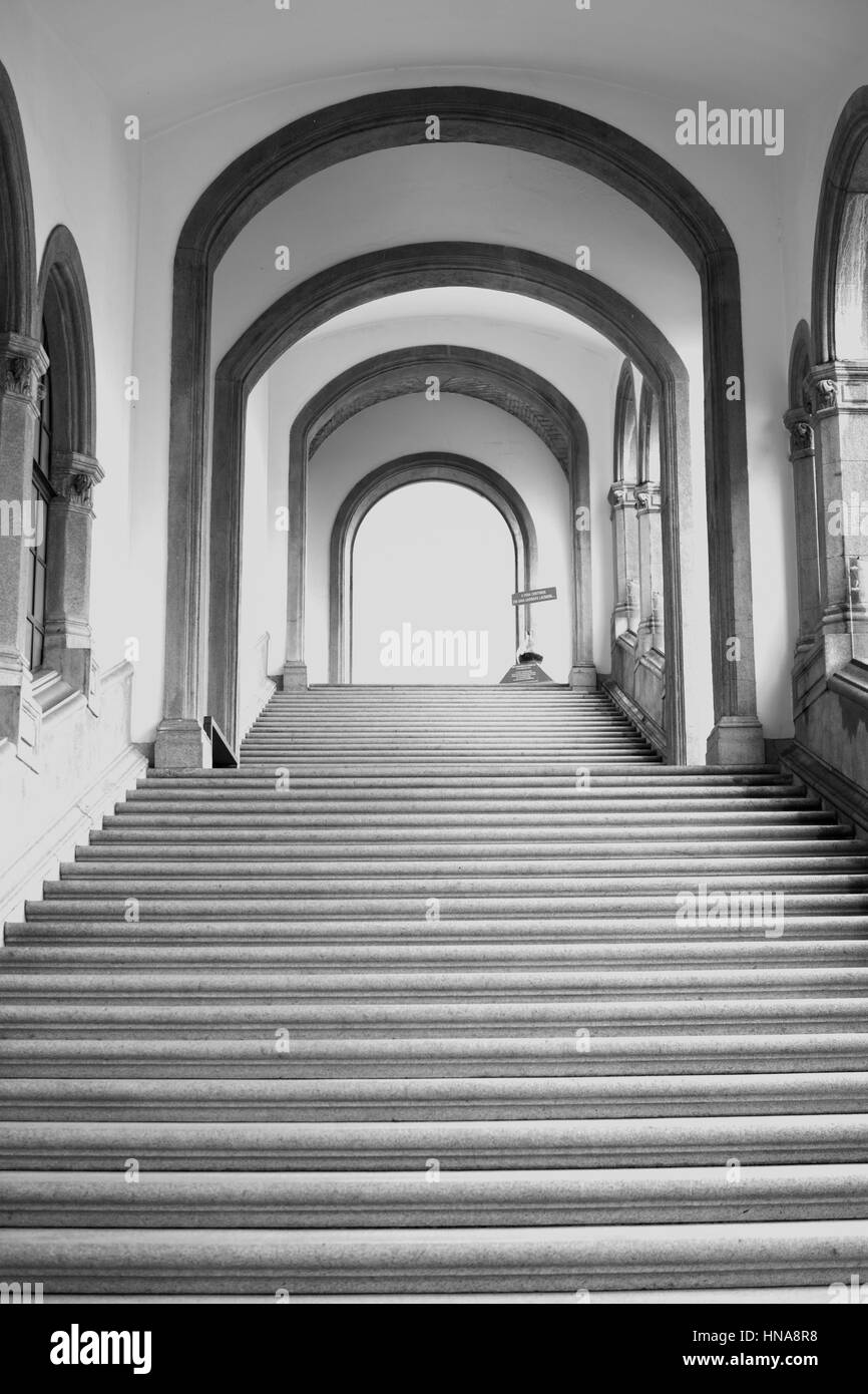 Long stairs hi-res stock photography and images - Alamy
