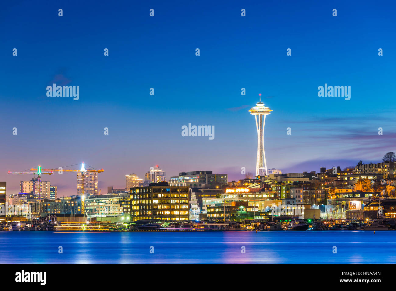 Seattle bay downtown town hi-res stock photography and images - Alamy