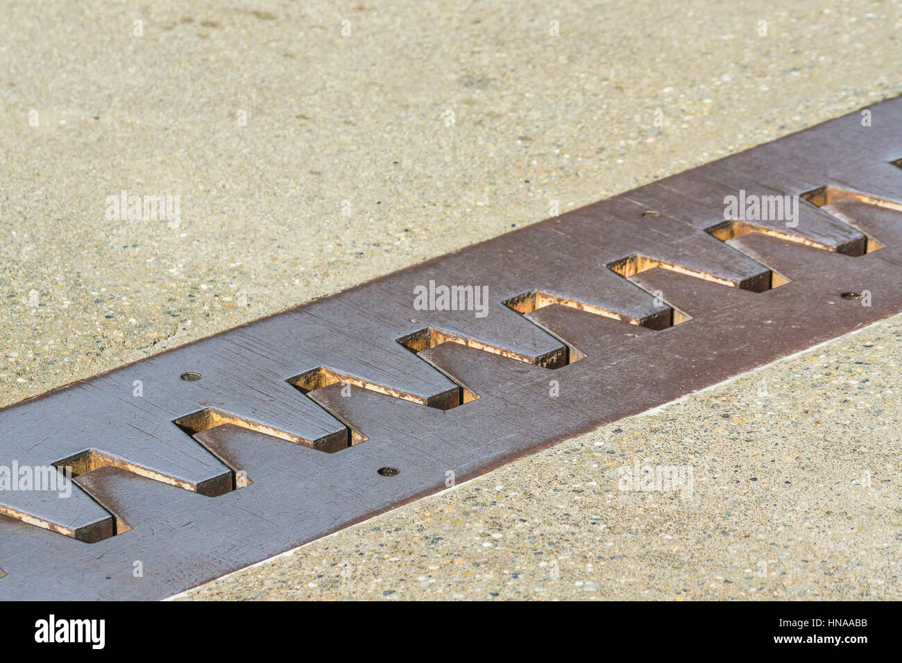 Close up expansion joint hi-res stock photography and images - Alamy