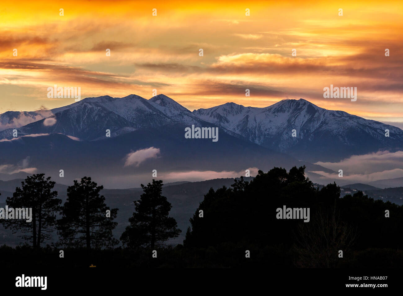 The Canigou Massif and Peak (south of France Stock Photo - Alamy