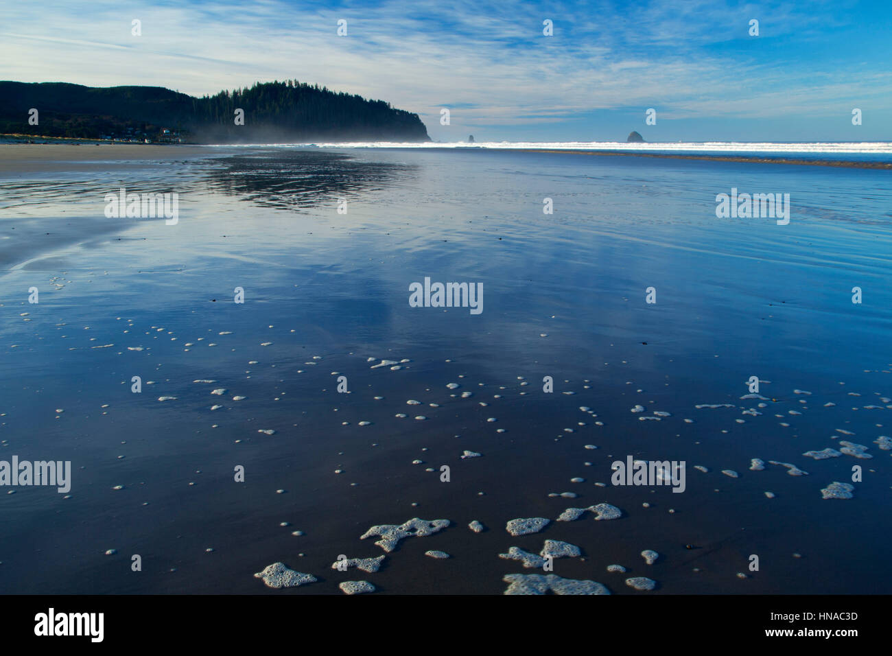 Cape meares beach hi-res stock photography and images - Alamy