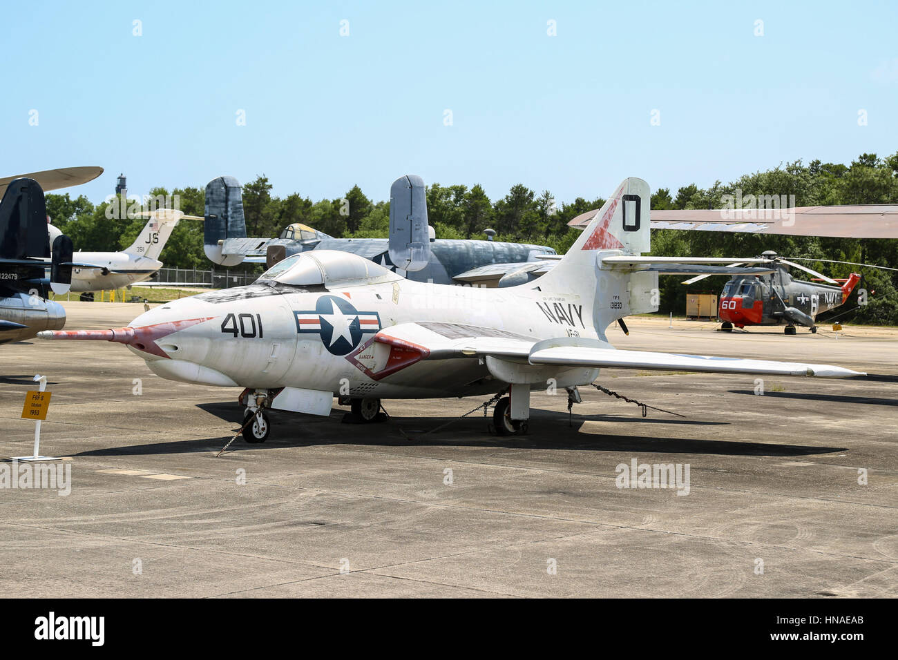 Grumman f9f hi-res stock photography and images - Alamy