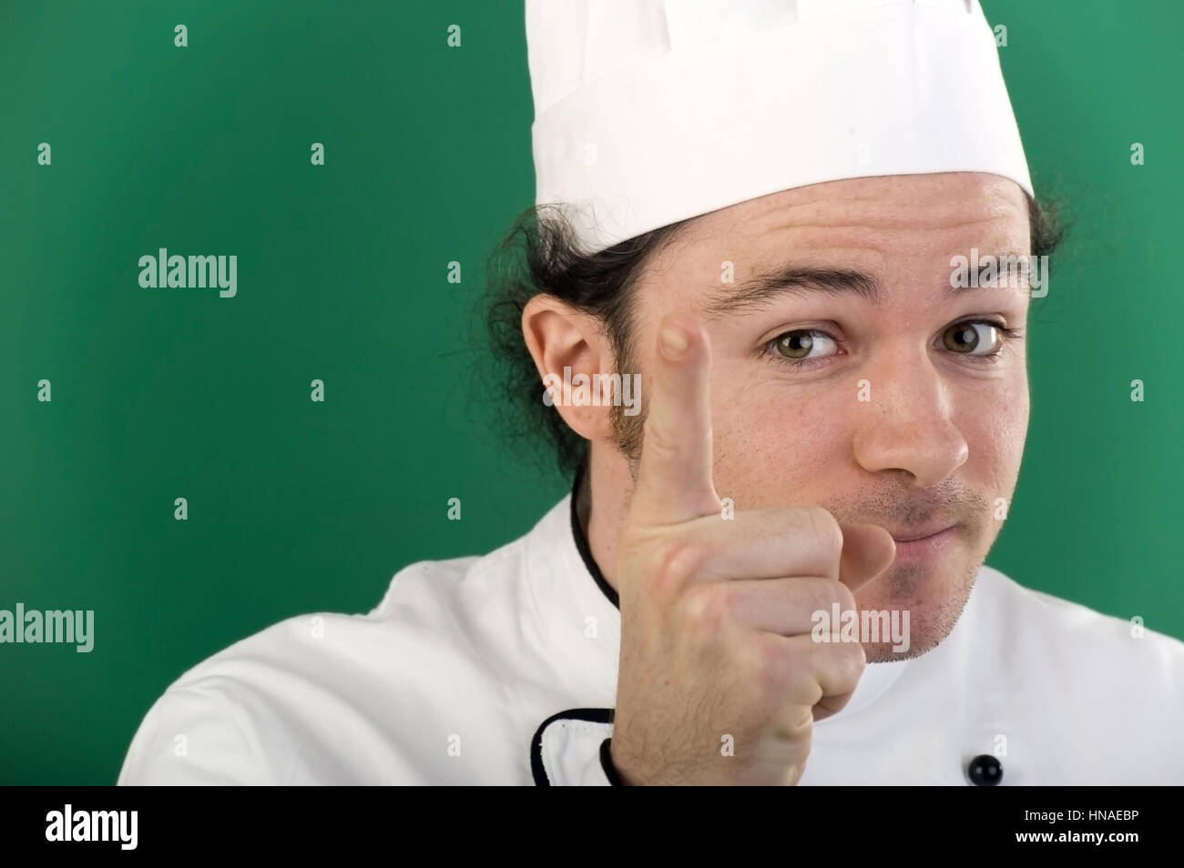 Junger Koch im Portrait - young cook in portrait Stock Photo - Alamy