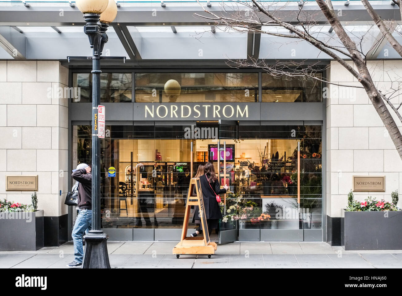 The Nordstrom Retail Store in Seattle Stock Photo - Alamy