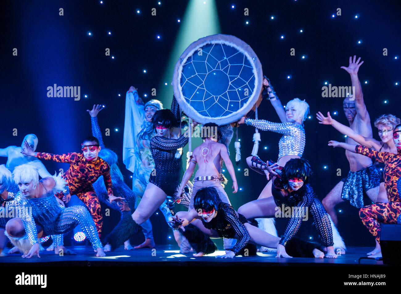 Aboriginal art show hi-res stock photography and images - Alamy