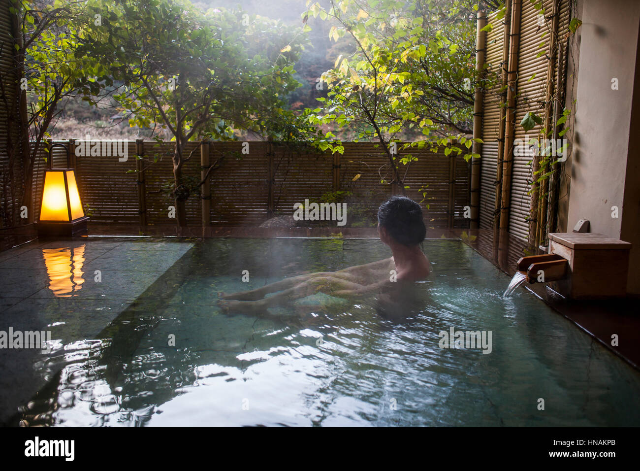 Japanese Onsen Woman Stock Photos & Japanese Onsen Woman Stock Images ...