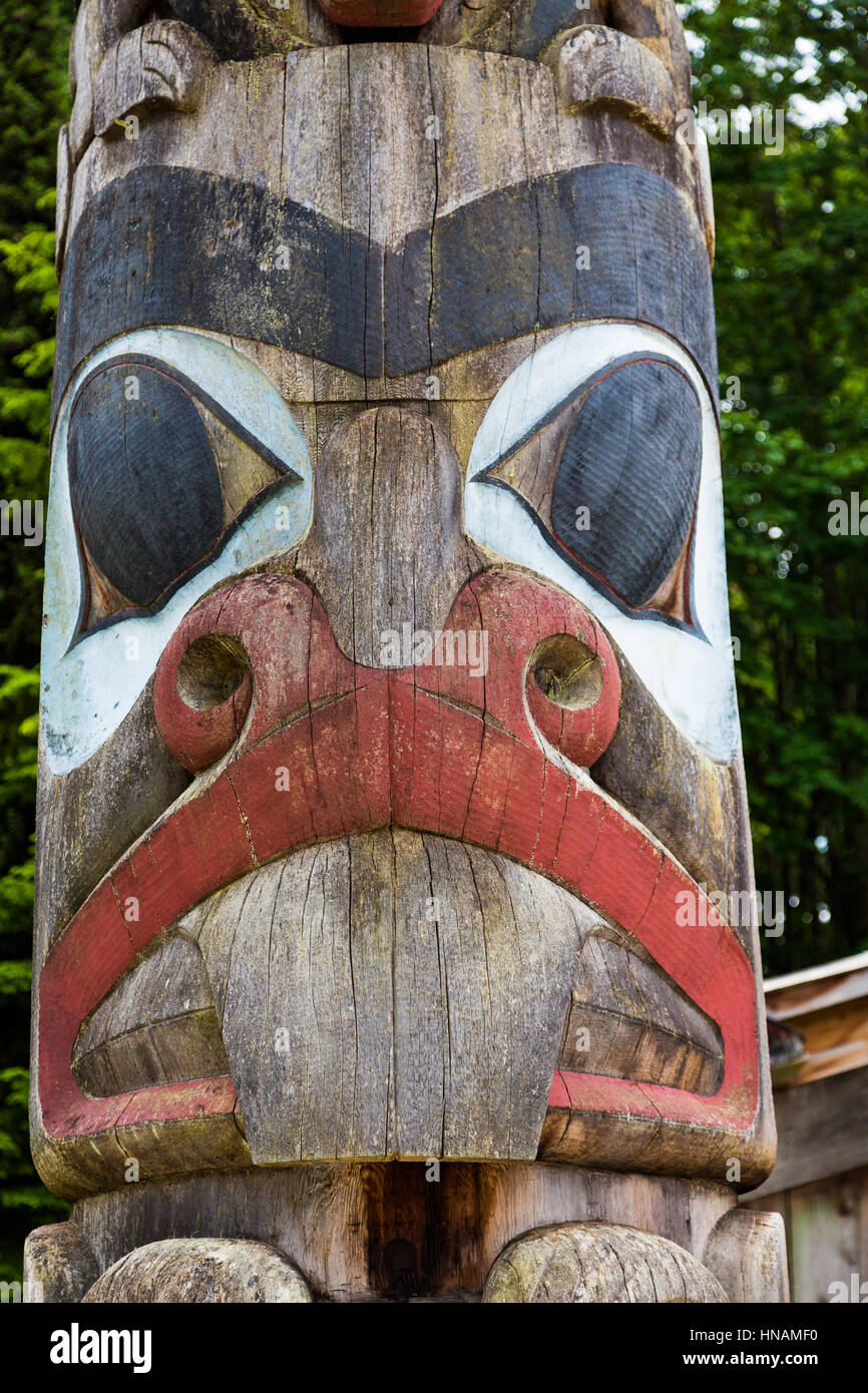 Indian Canadian Traditional Inuit High Resolution Stock Photography and ...