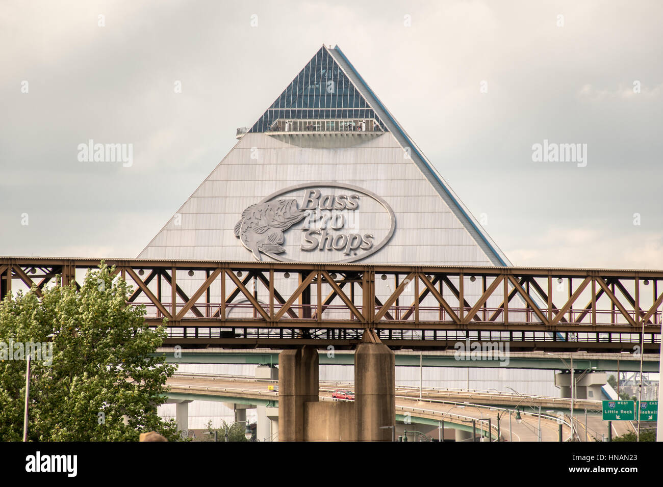 Bass Pro Shops pyramid in Memphis TN Stock Photo - Alamy