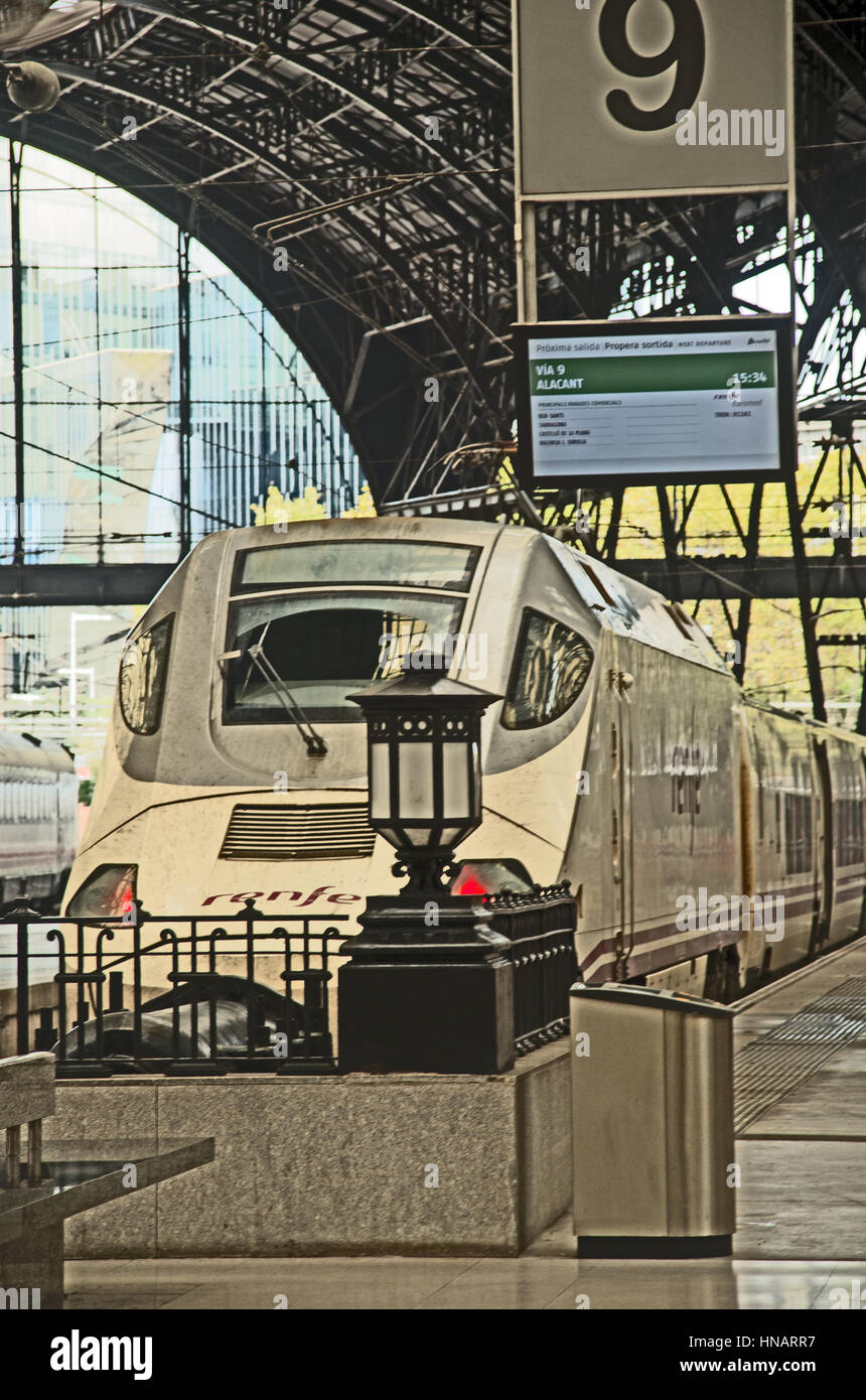 Barcelona train station hi-res stock photography and images - Alamy